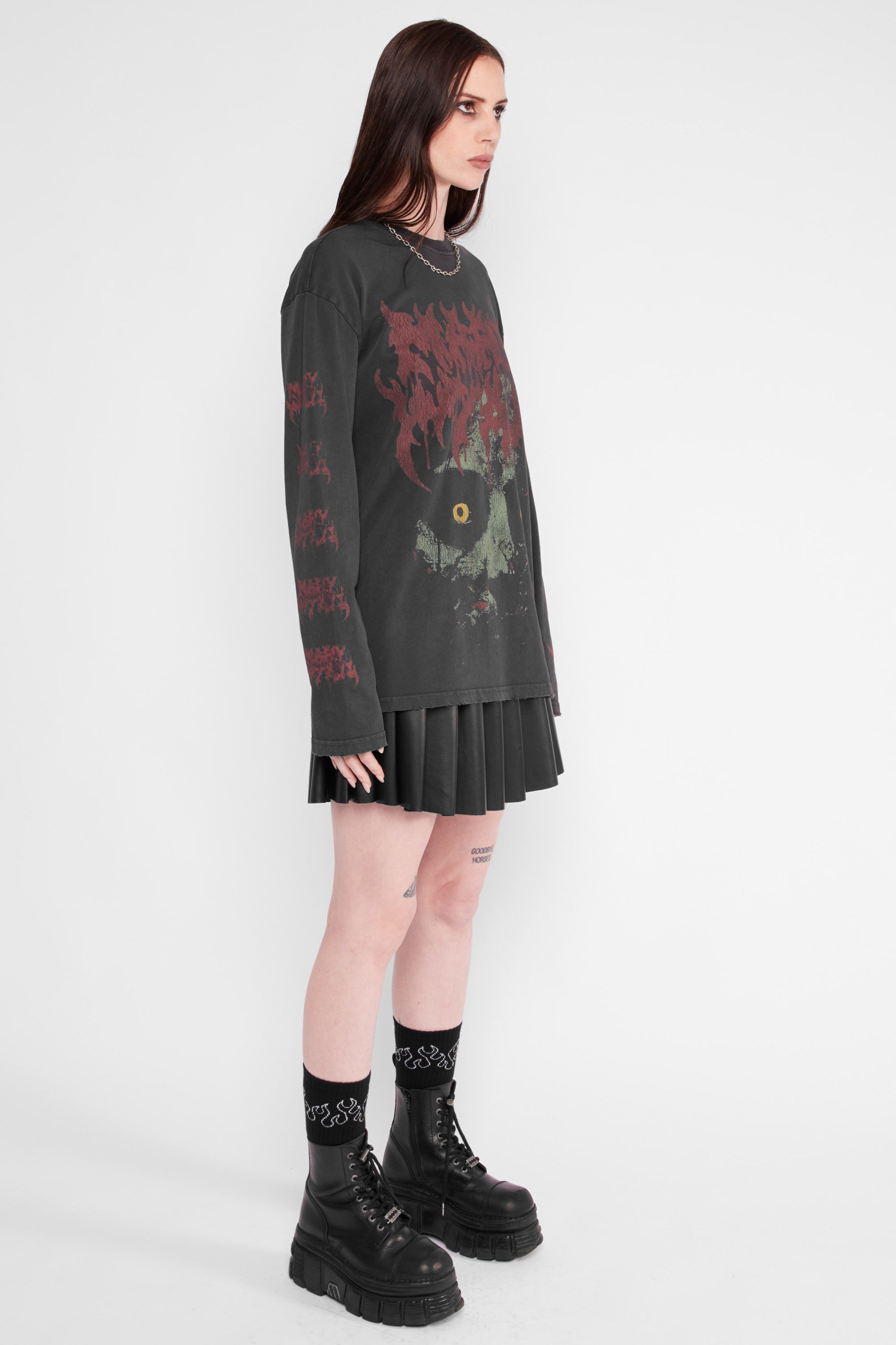 Mary Wyatt London - Revenant Oversized Long Sleeve Tee