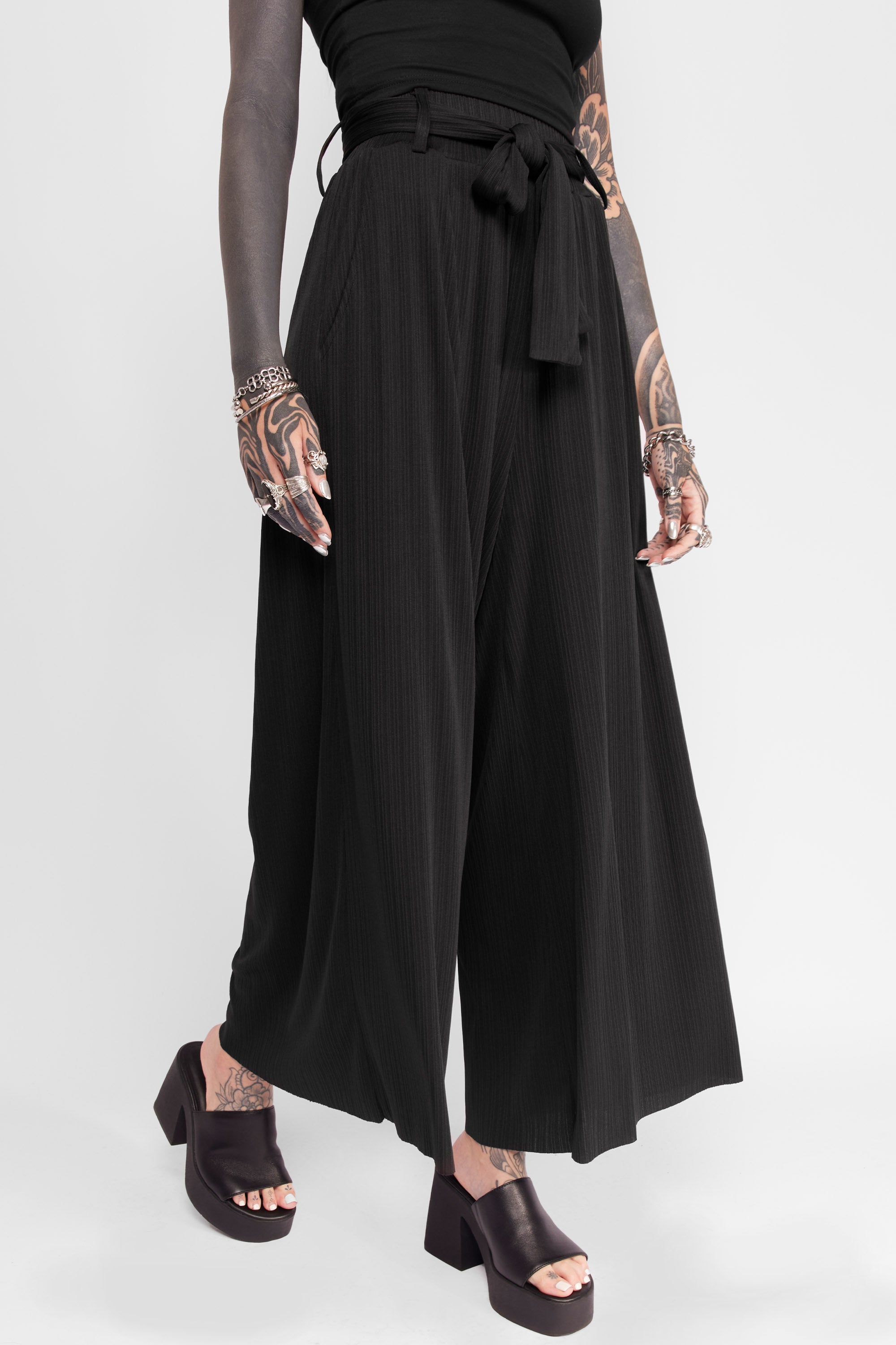 Mary Wyatt - Rowan Wide Leg Culottes